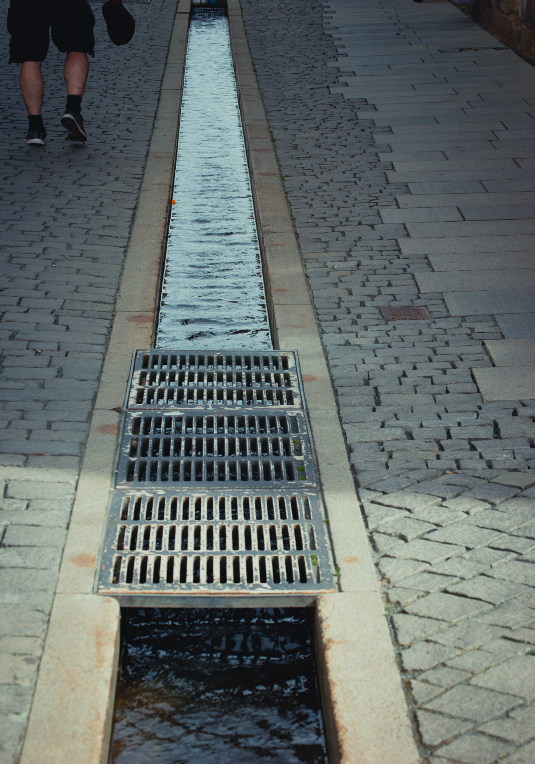 Downspout Drain Lines Installation | Venyscapes